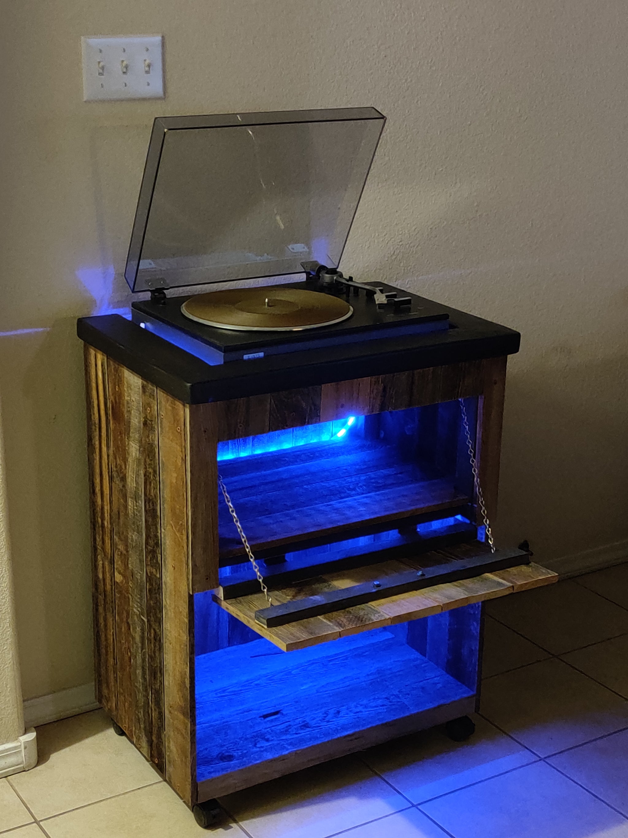 Custom Record Players – Driftwood Custom Carpentry